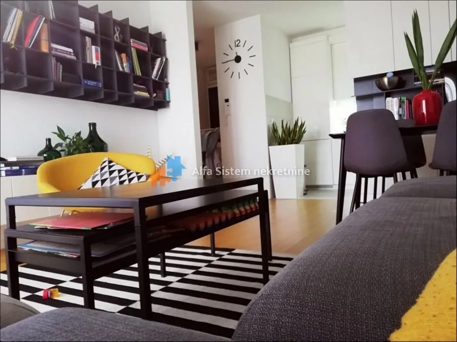Izdavanje, dvosoban stan, 51m2, Novi Beograd Blok 67, Novi Beograd, Beograd