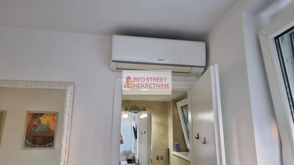 Izdavanje, jednosoban stan, 21m2, Kalenić Pijaca, Vračar, Beograd