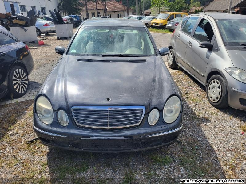 Mercedes E 200 .E220.E270.E280.E320 Kompletan Auto U Delovima