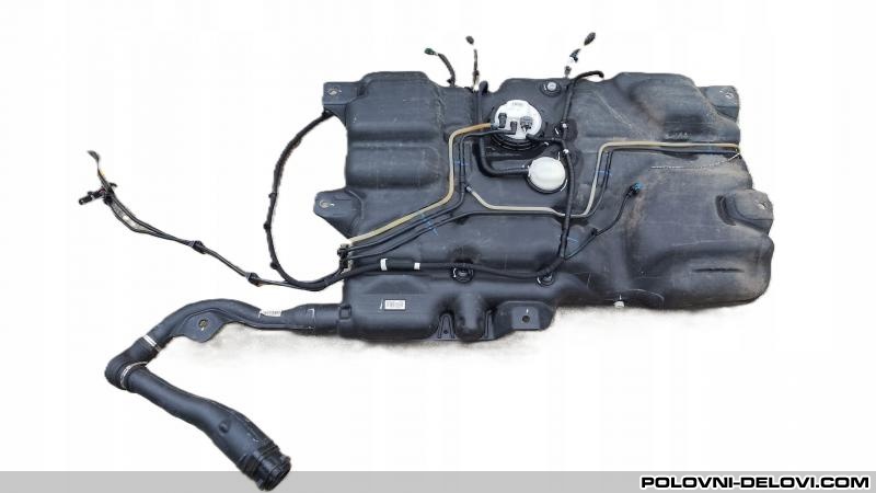 Opel Vivaro B REZERVOAR Razni Delovi