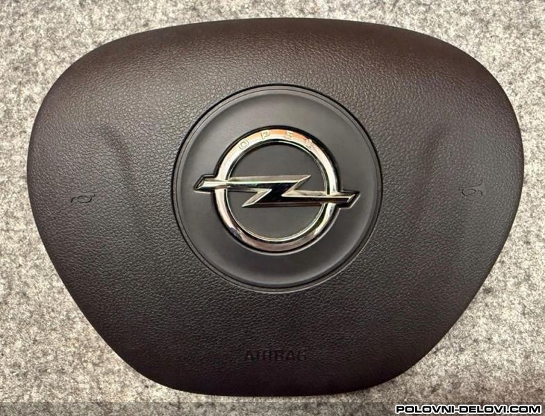 Opel Vivaro B AIRBAG Enterijer