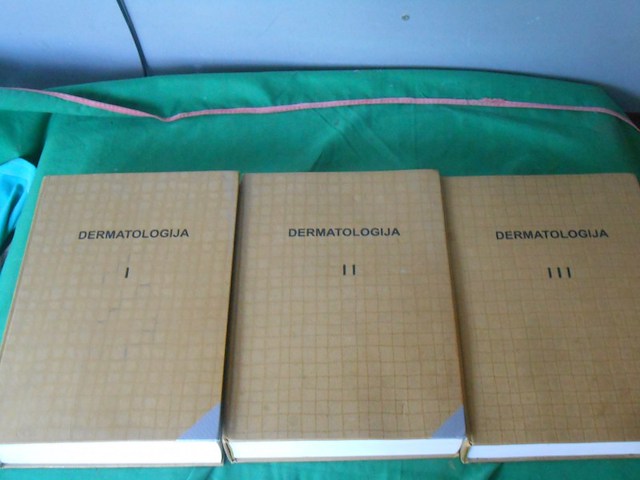 DERMATOLOGIJA   Đorđije Karadaglić Birografika Beograd