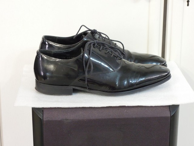 ARMANI Cillezion, Prirodna lak koža br. 41,5,  27cm