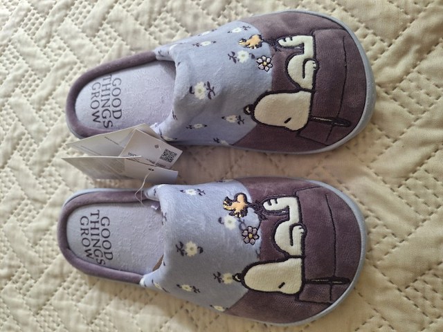 Papuče women secret S nove