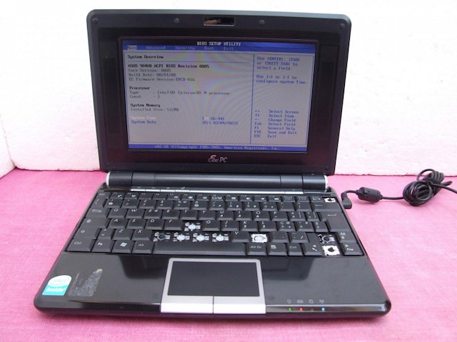Asus Eee PC 904HD ispravan laptop za delove