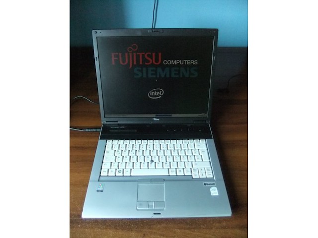 Fujitsu Siemens E8310 Lifebook E Series laptop u delove
