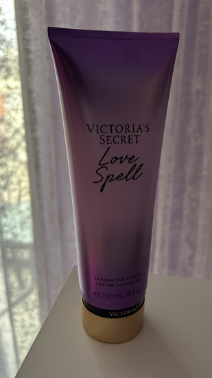 Victorias secret body lotion love spell