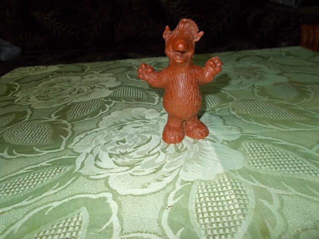 Alf - stara gumena fiigurica visine oko 10 cm