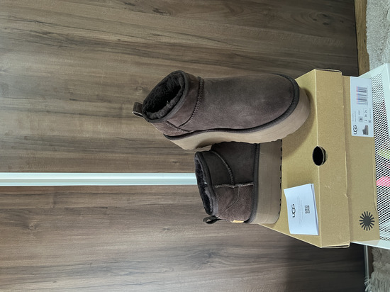 Ugg ultra mini platform