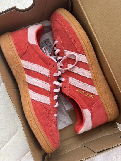 Adidas spezial 42 SNIZENE