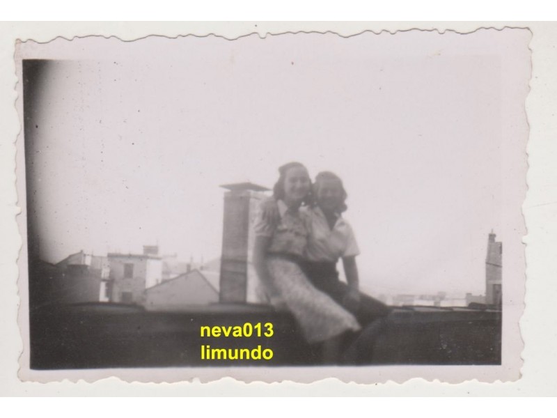 Stara FOTOGRAFIJA devojke,Beograd 1943 godine
