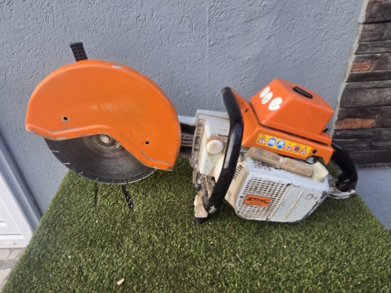 STIHL TS 760 benzinska rezna testera profi mašina
