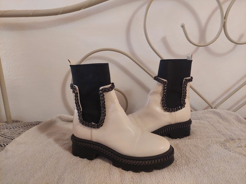 Guess čizme br. 37