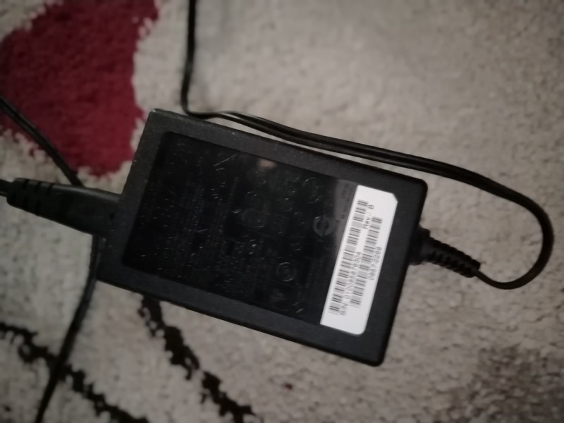 HP DeskJet D2600