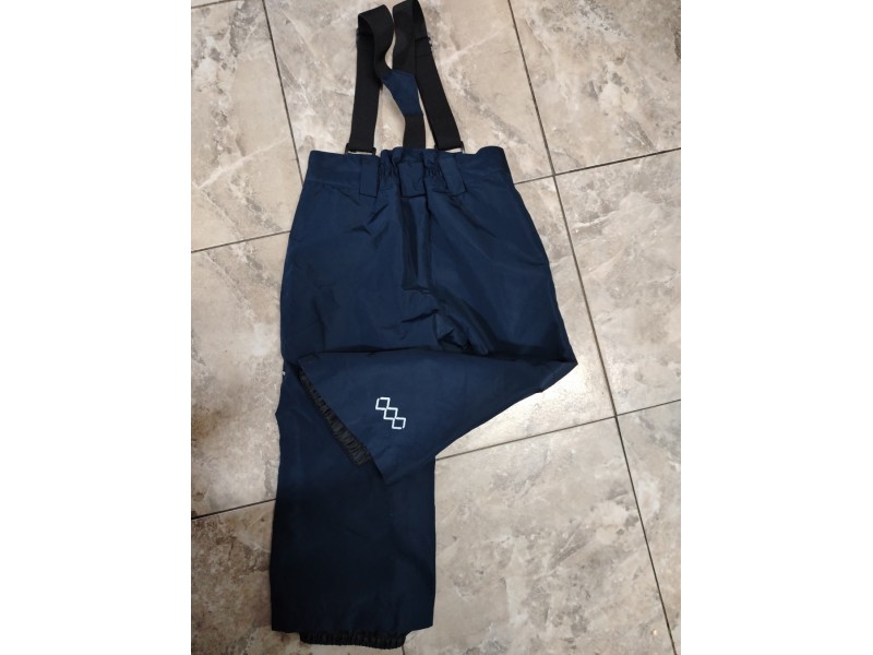KI 16 ski pantalone vel 98-104