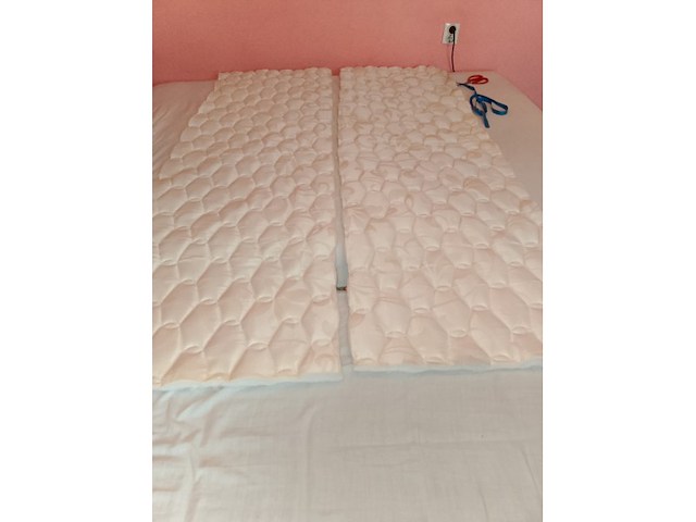 Prostirka 60x200 proštepana / 2 komada