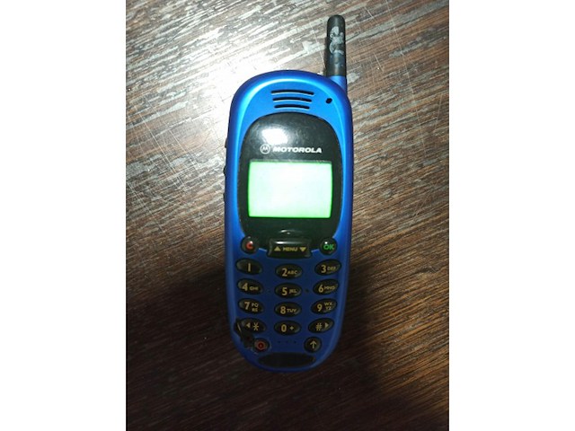 motorola cd930 telefon kolekcionarski primerak sa