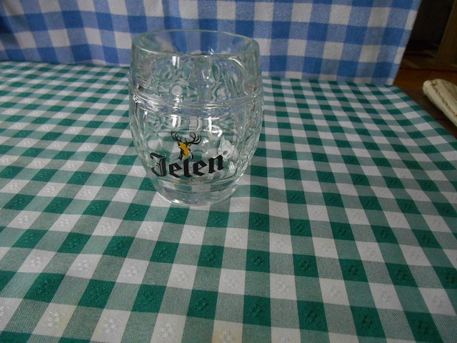 krigla jelen pivo