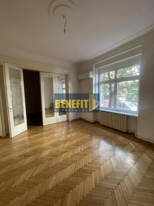 Stan na prodaju, 200m2, 1.100.000€