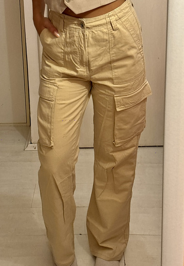 Bershka boy pantalone militery stil