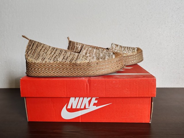 Espadrile