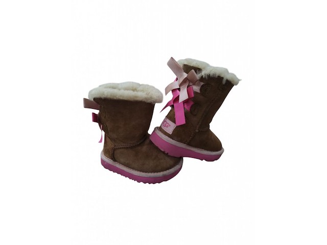 Ugg kozne cizme 22