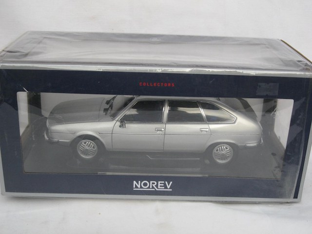 1:18 norev renault 30