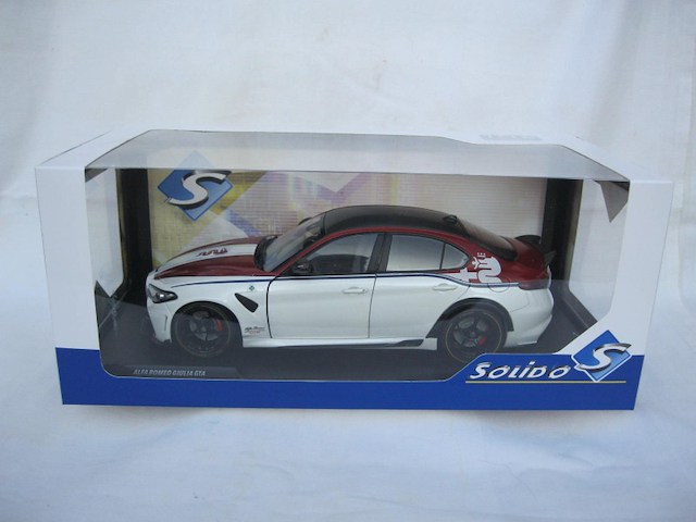 1:18 solido alfa romeo giulia GTAm