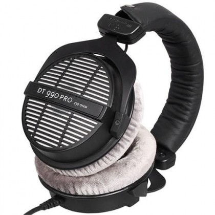 Music box
Beyerdynamic DT-990 PRO 250 Ohm