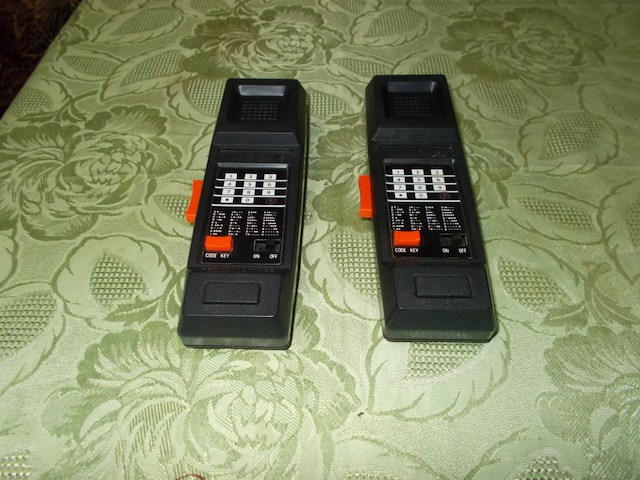 Maxim Walkie Talkies - stare igracke iz 80-ih godina