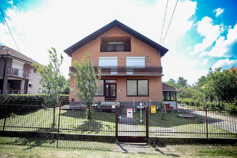Prodaja dvospratne kuce Kragujevac