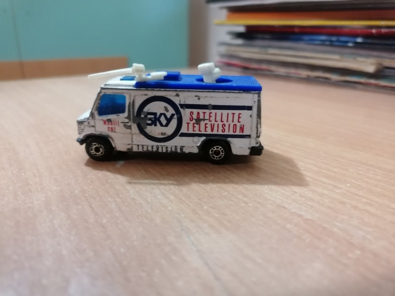 MATCHBOX-TV NEWS TRUCK