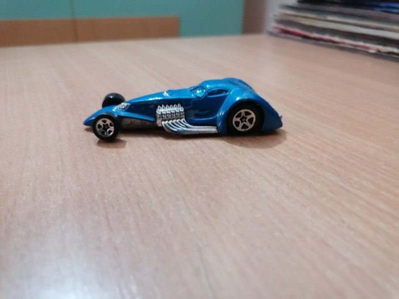 HOT WHEELS - HAMMERED COUPE