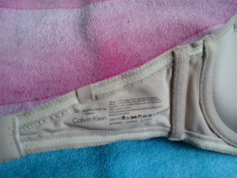 Calvin Klein samodrzeci grudnjak 32C (70C)