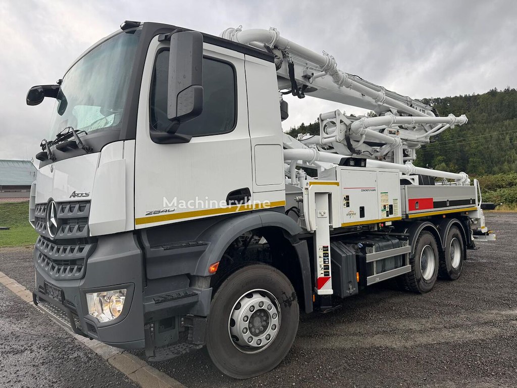Betonstar H24.14-4ZR na šasiji Mercedes-Benz Arocs 2840 pumpa za beton