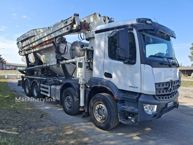Saraka na šasiji Mercedes-Benz Arocs 3243 pumpa za beton
