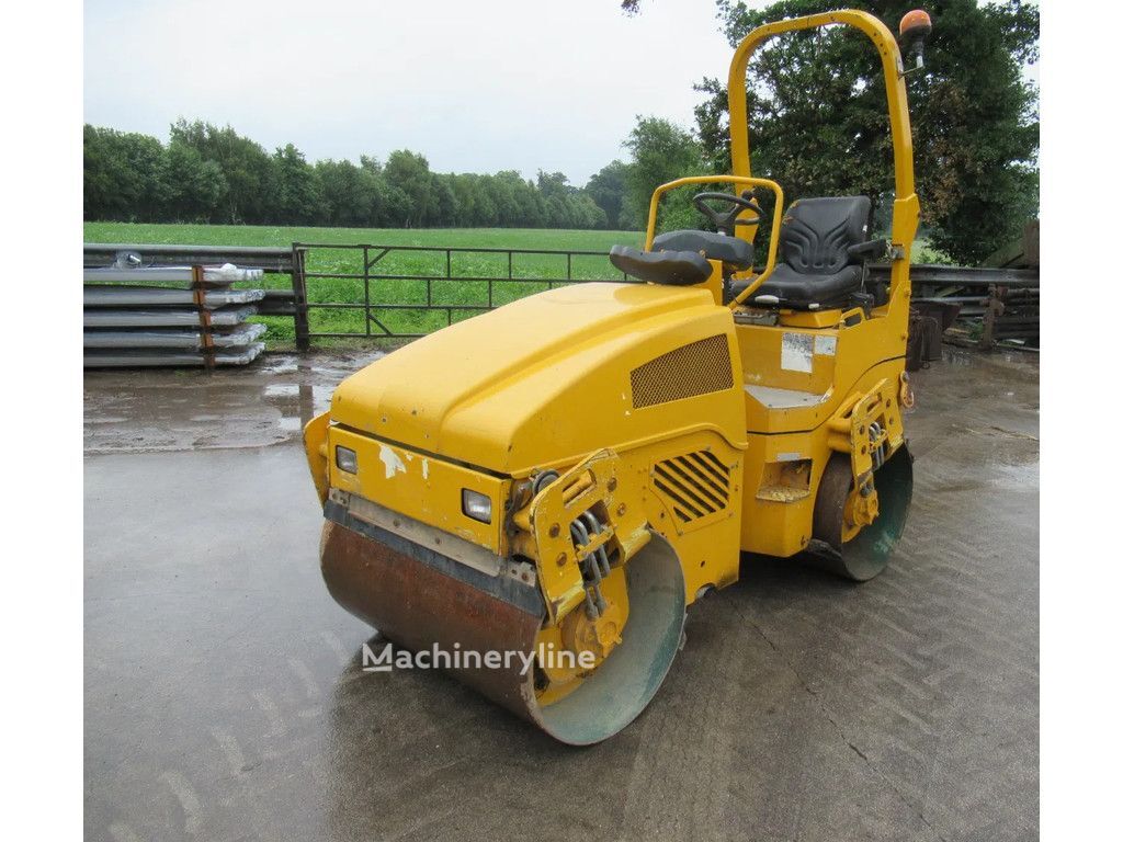 BOMAG BW120 AD-4 mali valjak