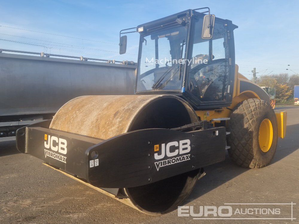 Prodaje se JCB VM200D kompaktor s jednim valjkom na aukciji