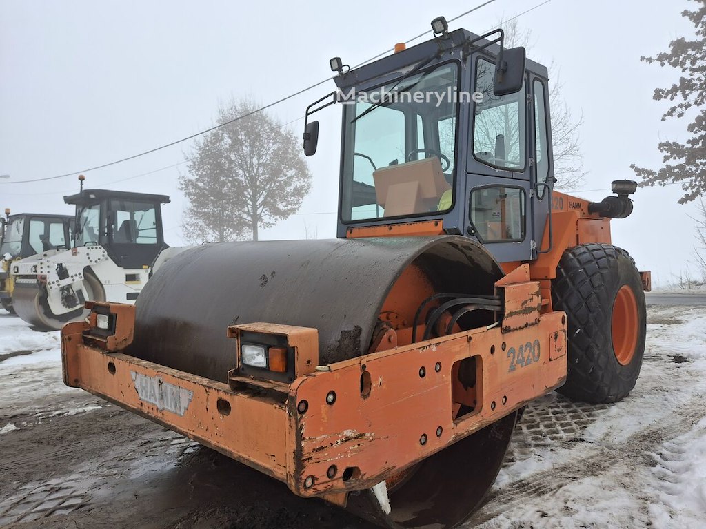 Hamm 2420D kompaktor s jednim valjkom