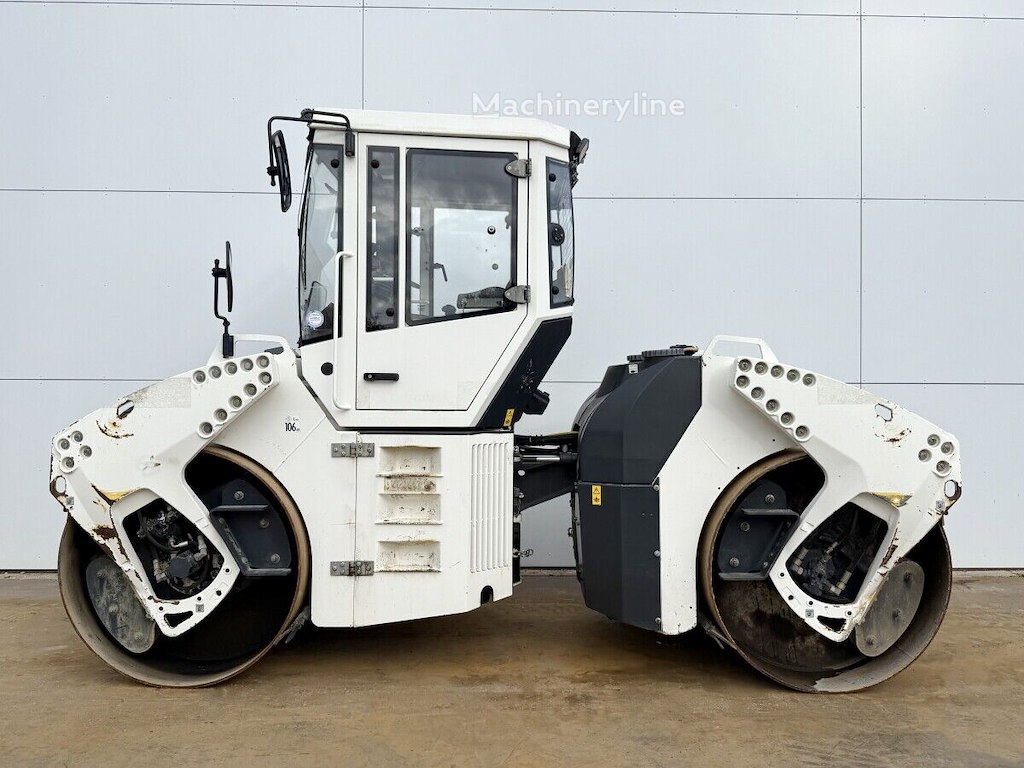 BOMAG BW151 AD-4M valjak za asfalt