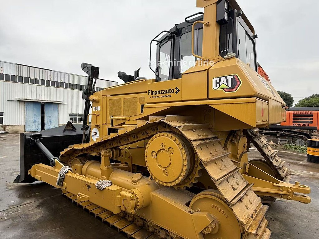 Caterpillar D9R buldožer