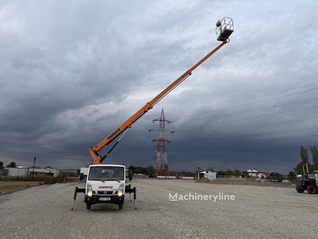 Nissan CABATAR auto dizalica s korpom