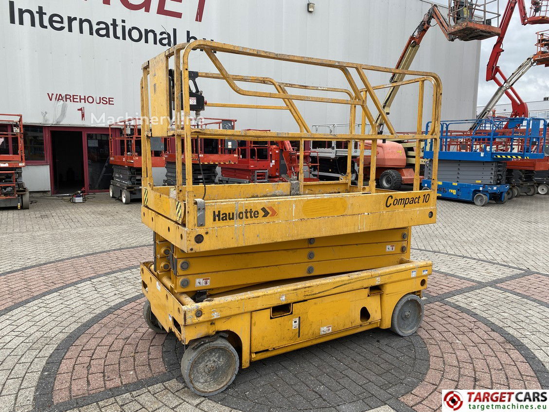 Haulotte COMPACT 10 makazasta platforma