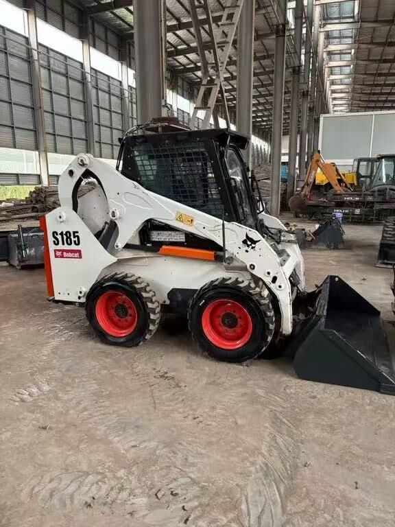 Bobcat S185 mini utovarivač