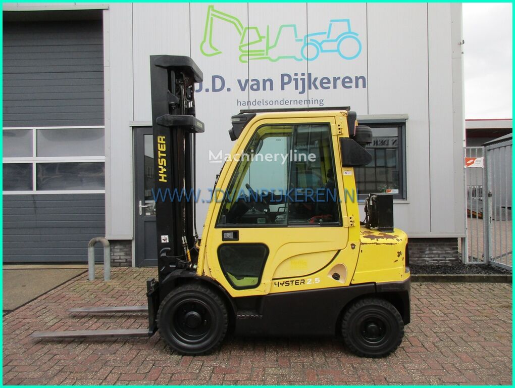 Hyster H2.5FT diesel 2016 8718uur 4x hydrauliek + cabine dizel viljuškar