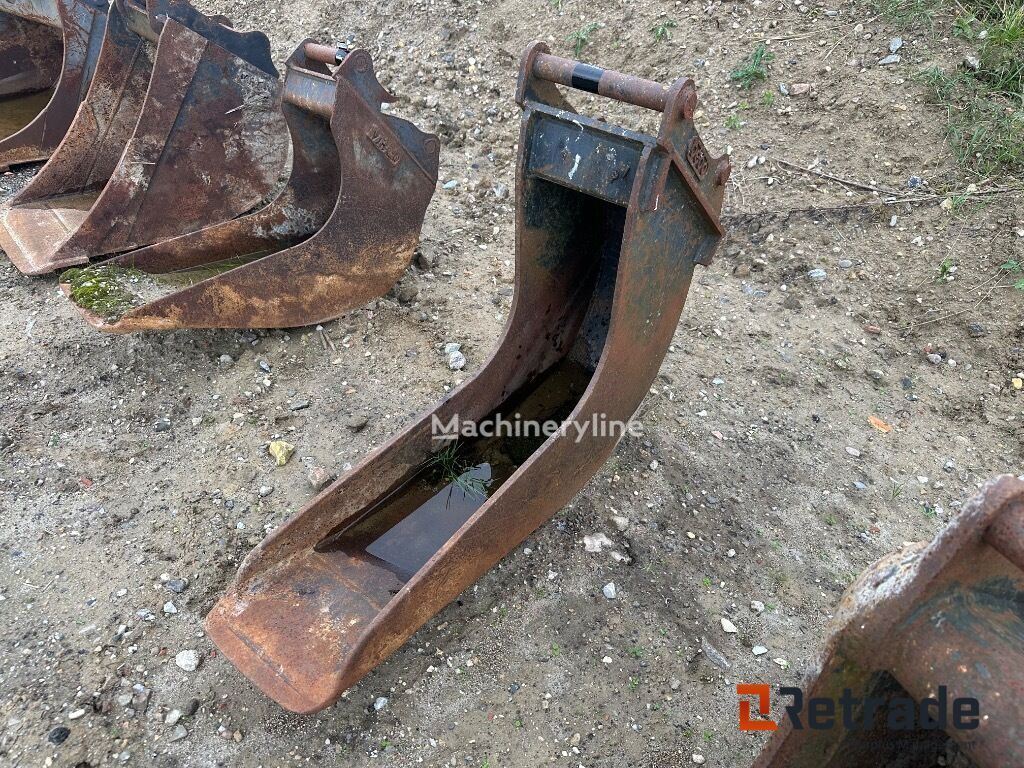 Prodaje se Rendeskovl 30 cm kašiku za gradiranje na aukciji