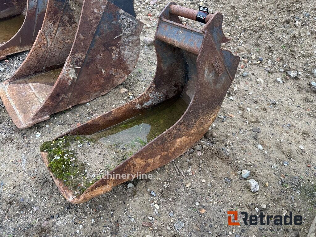 Prodaje se Graveskovl 40 cm kašiku za gradiranje na aukciji