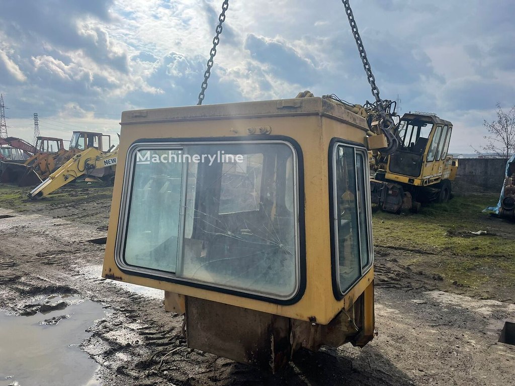 Kabina za Caterpillar D5 buldožera