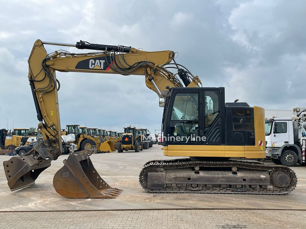 Caterpillar 325F LCR bager guseničar