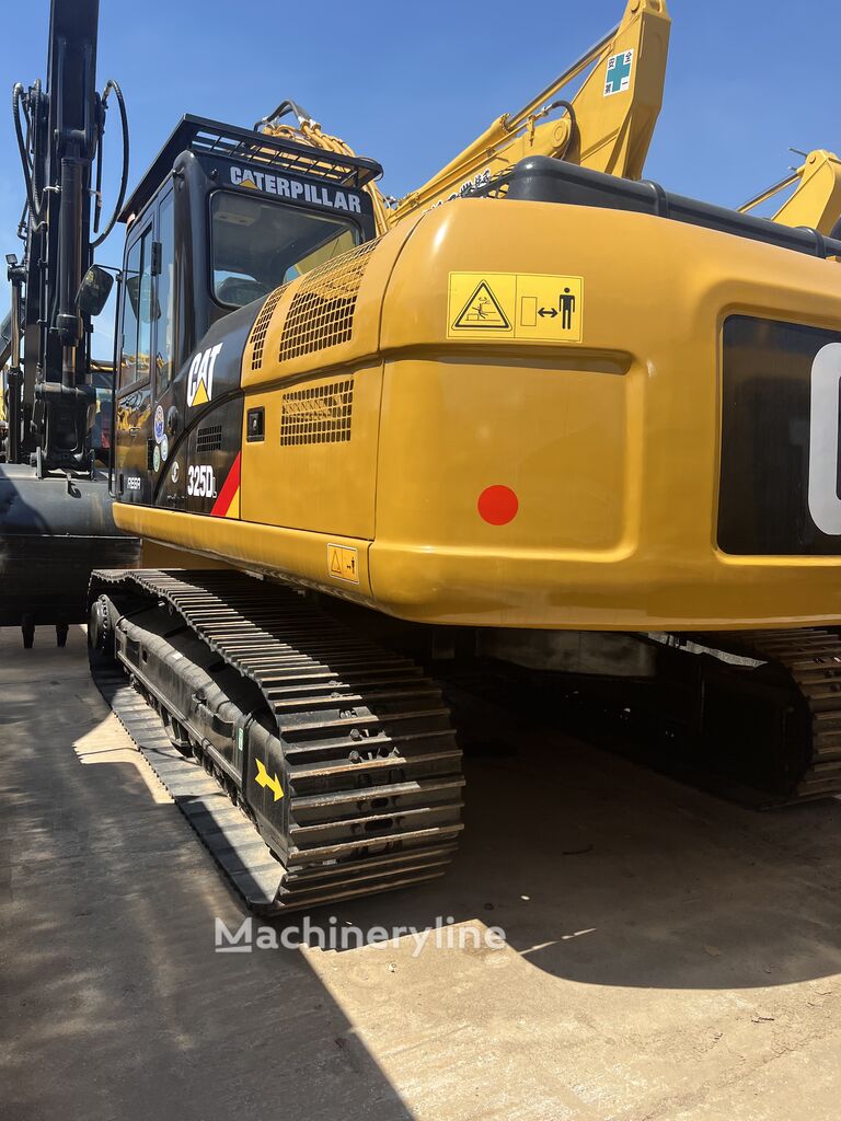 Caterpillar 325DL bager guseničar